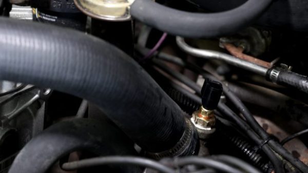 Installing a stand-alone iC-7 dash - Haltech